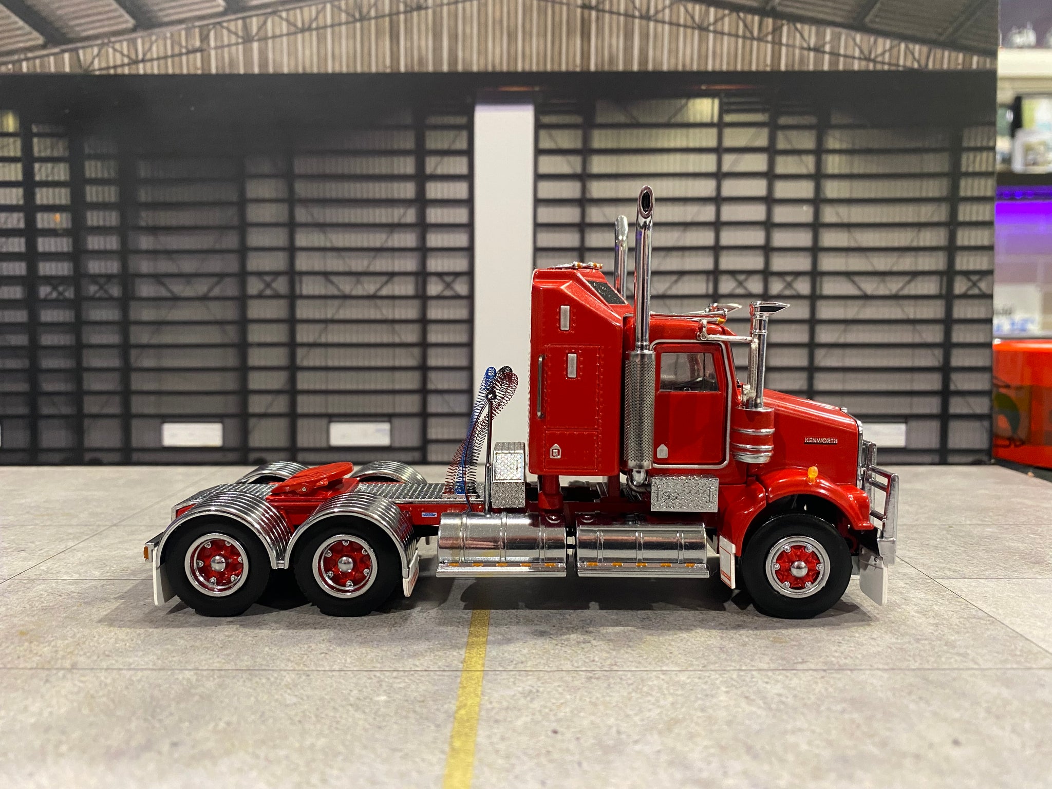 *KENWORTH SAR AERODYNE– iconicreplicas