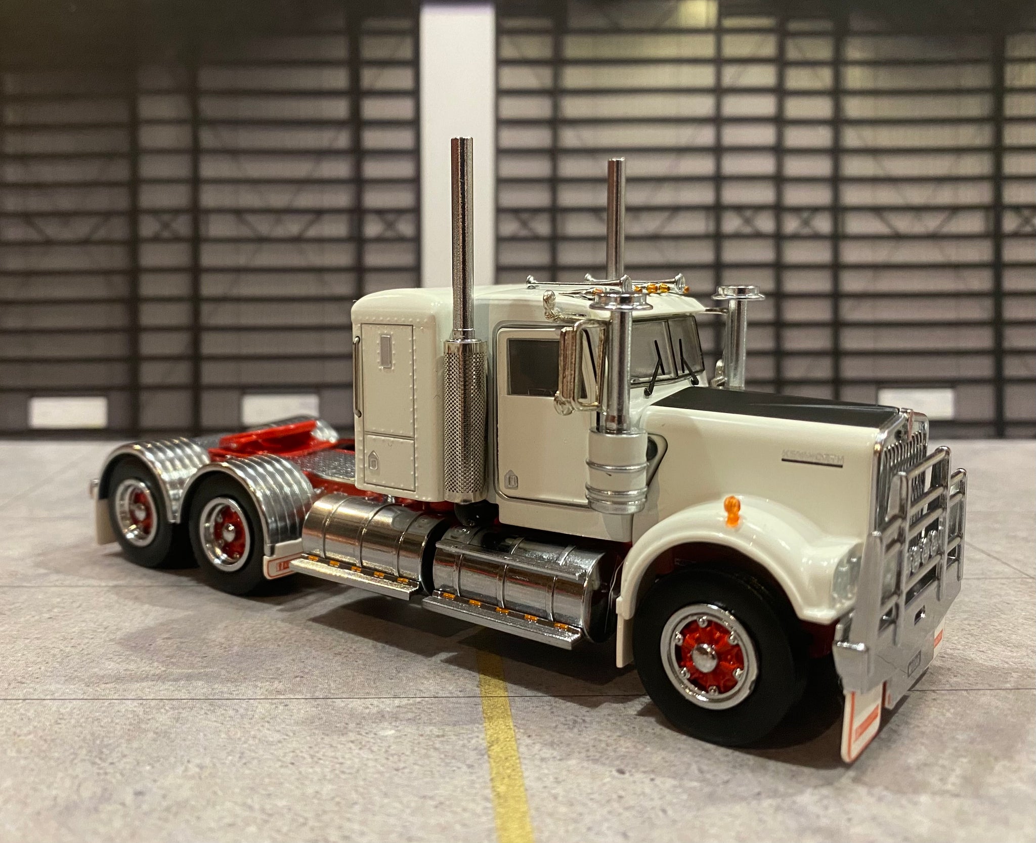 Iconic Replicas 1/50 scale Australian die-cast trucks and equipment ...