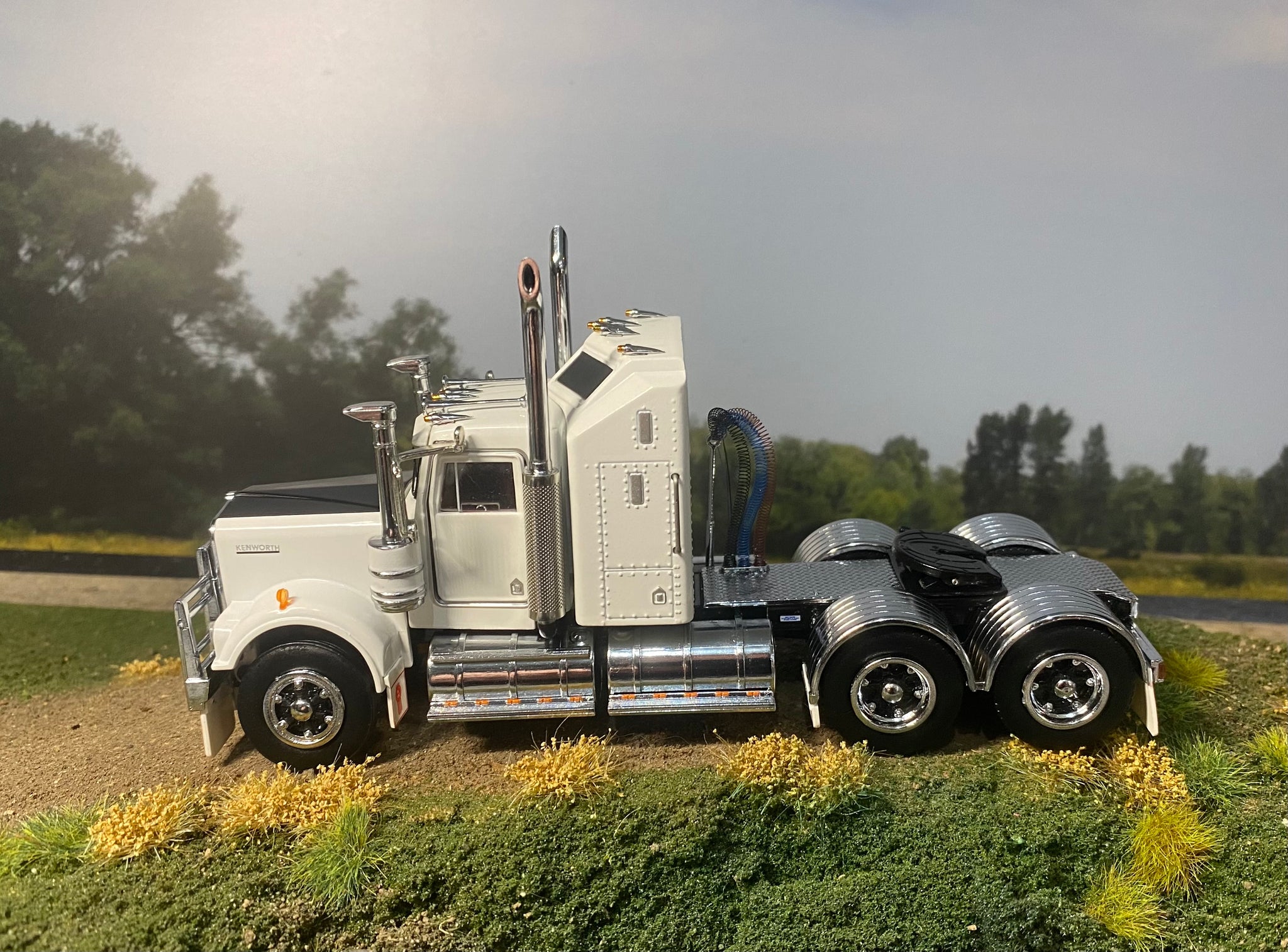 KENWORTH W900 AERODYNE 1/50 DIECAST PRIME MOVERS | iconicreplicas