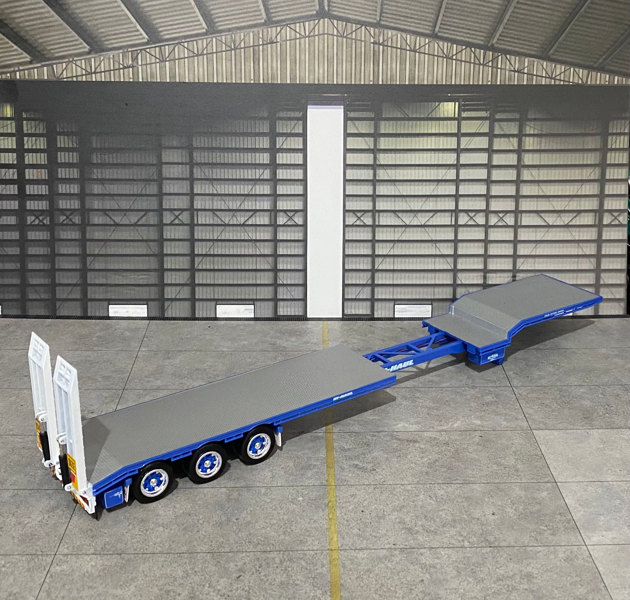 CTE Diecast Scale Models 45' Dropdeck Extendable trailers ...