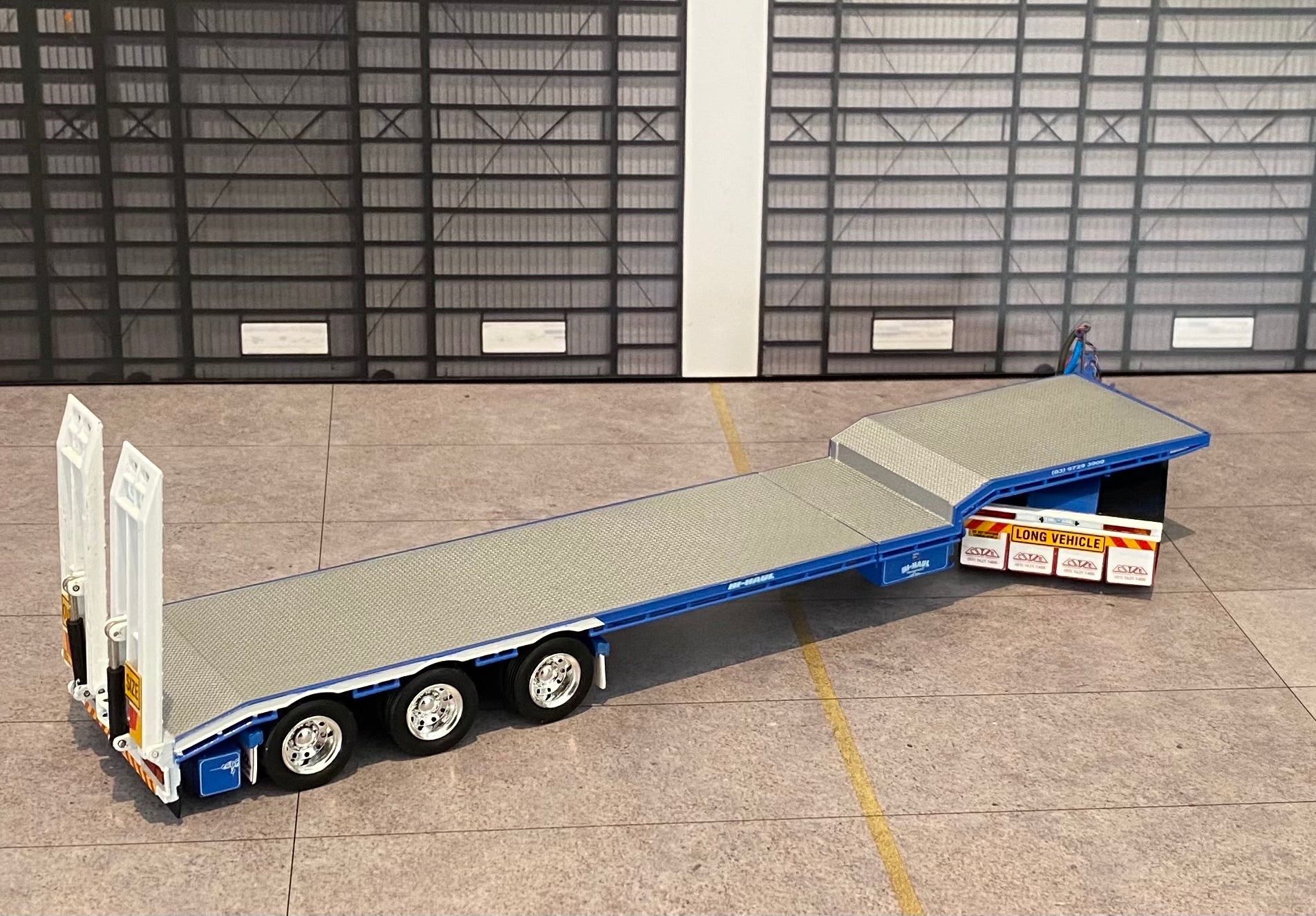 CTE Diecast Scale Models 45' Dropdeck Extendable trailers ...